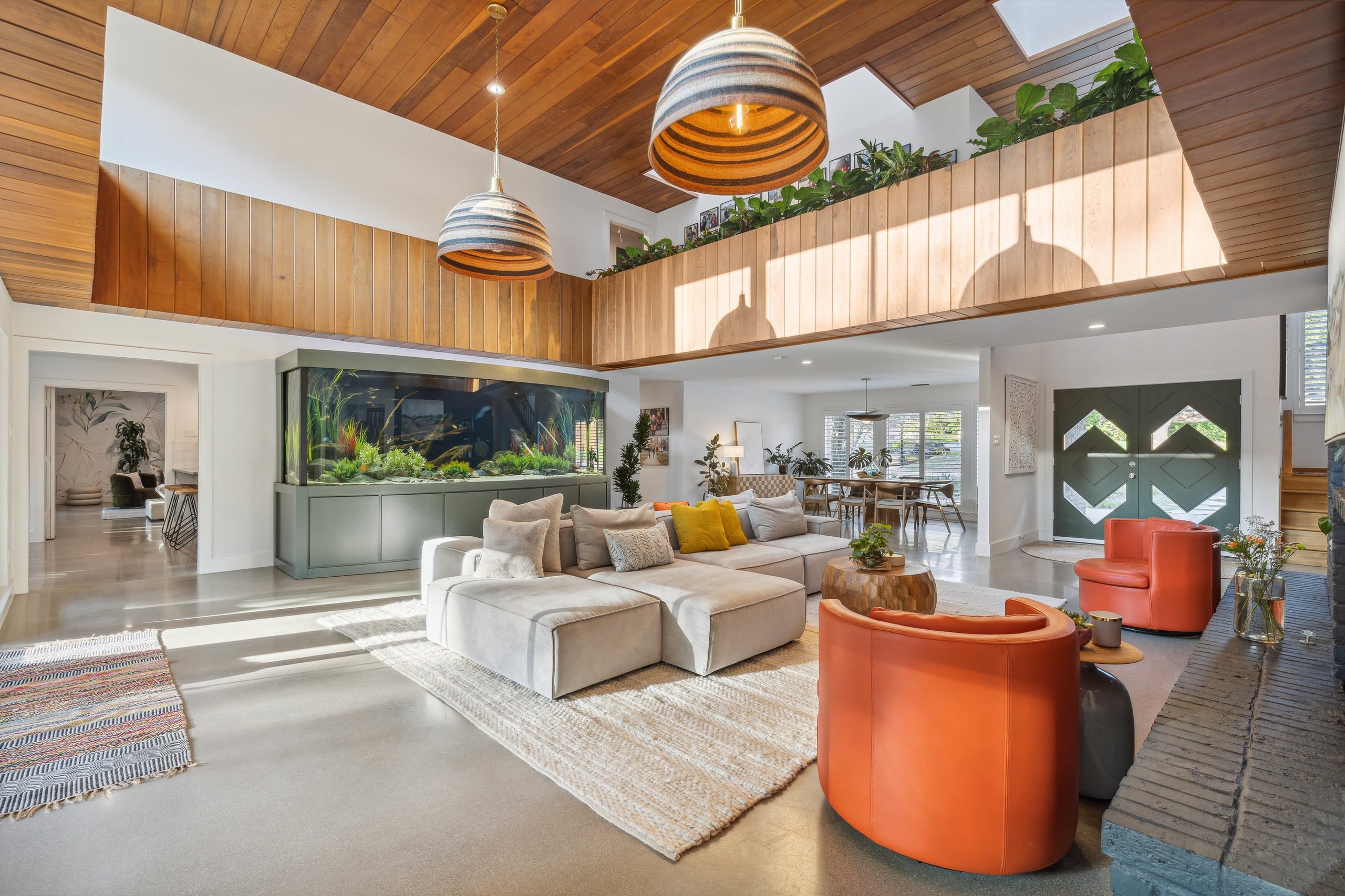 Concrete Overlay Installation | Craftsman Concrete Floors